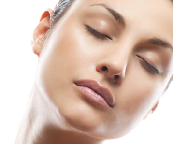 A Beginner's Guide To Skincare Ingredients: Glycolic Acid | Dermacare